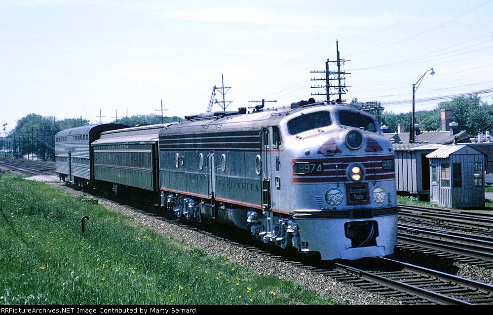CB&Q 9974 at Maple Ave, in 1974
